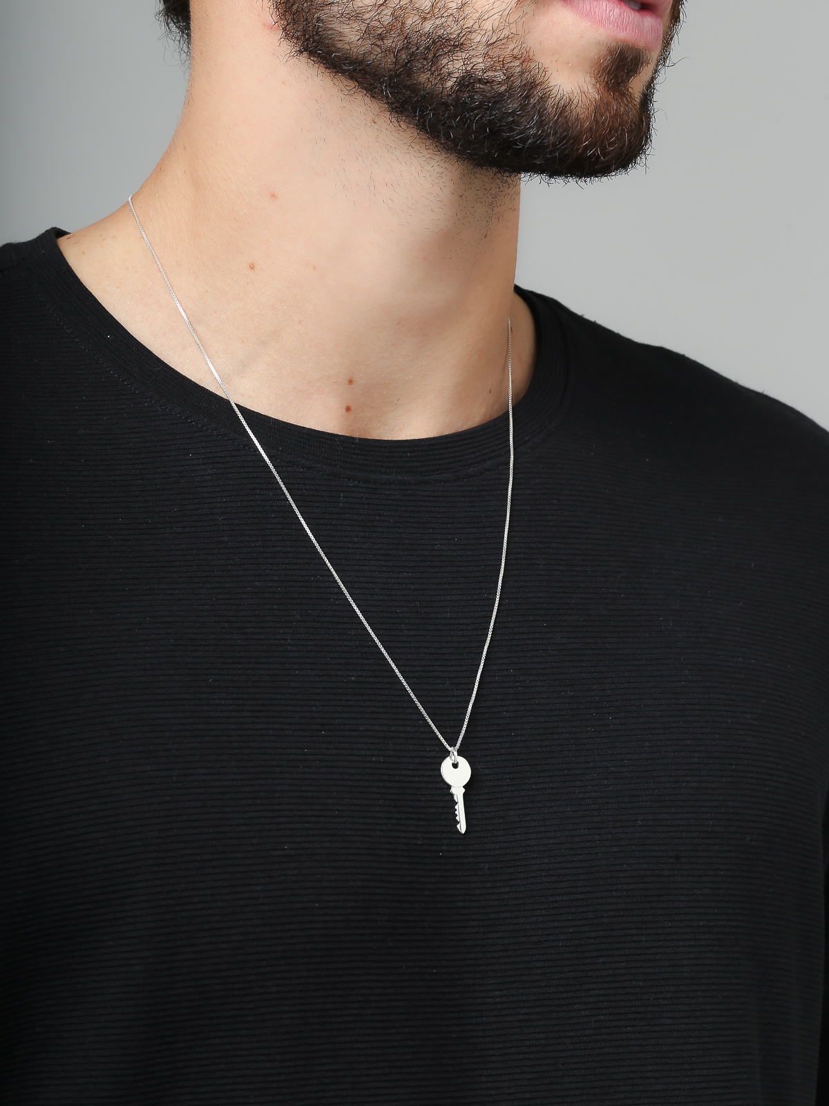 Colar Masculino de Prata 925 com Pingente de Chave | Nácar Pratas - de R$169,90 a R$179,90