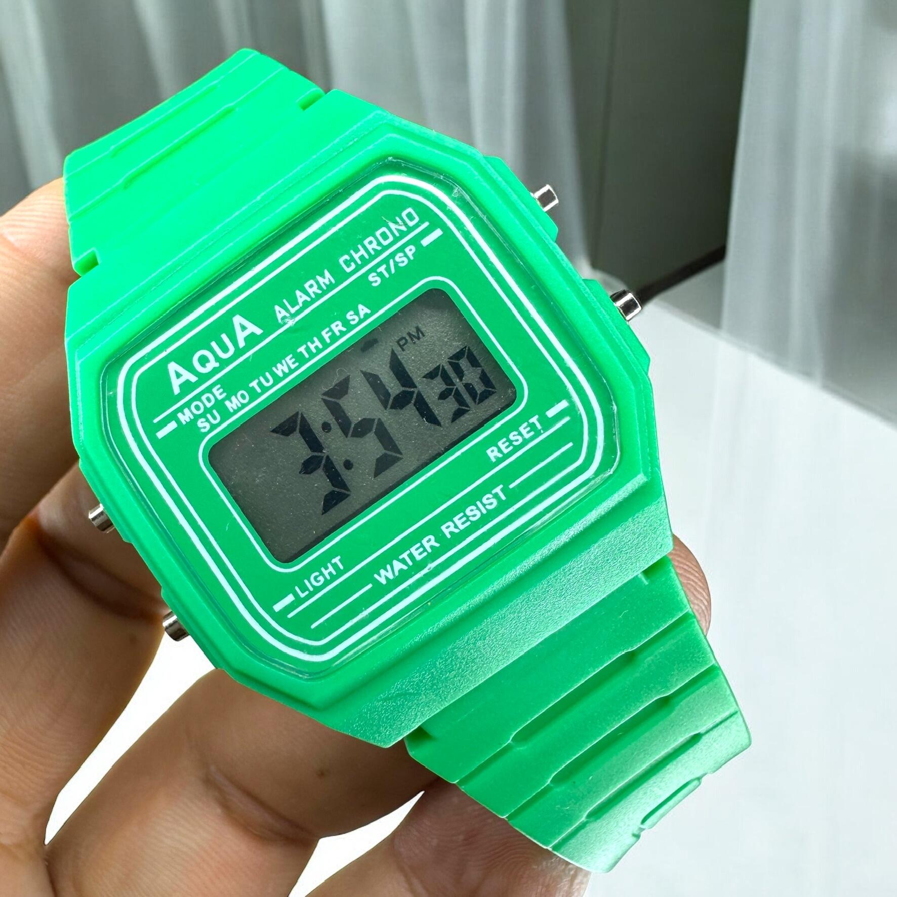 Comprar Relógio Feminino Aqua AQ-81 Verde Transparente - A Prova Dagua