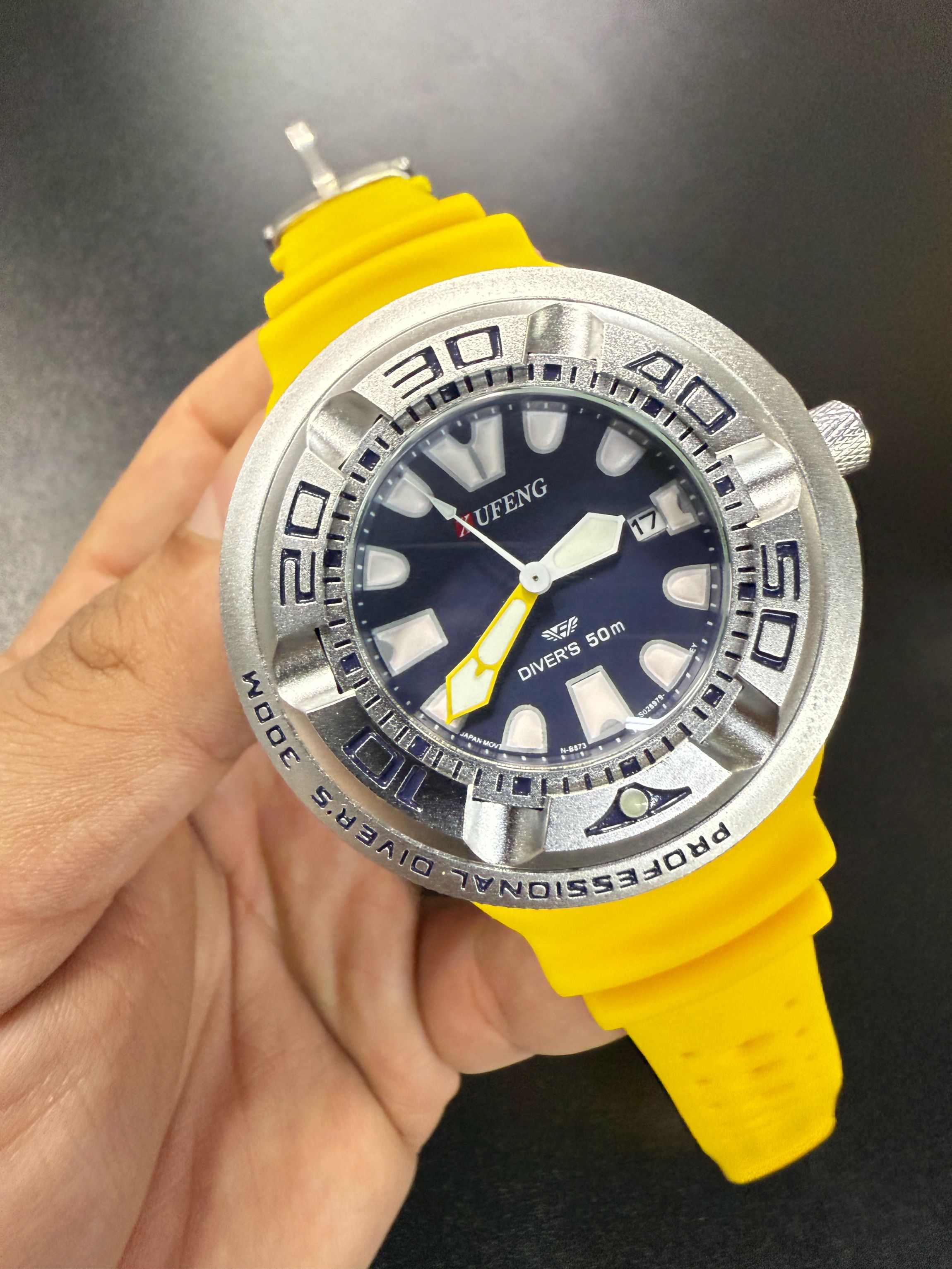 Comprar Relógio Xufeng Ecodrive amarelo a prova dagua - R$79,99 ...