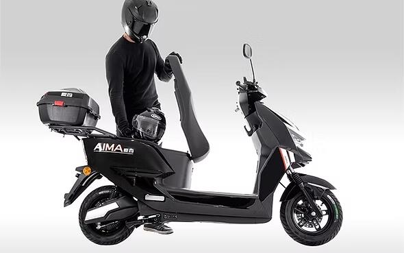 Scooter Elétrica AIMA F692 1200W Ciclomotor
