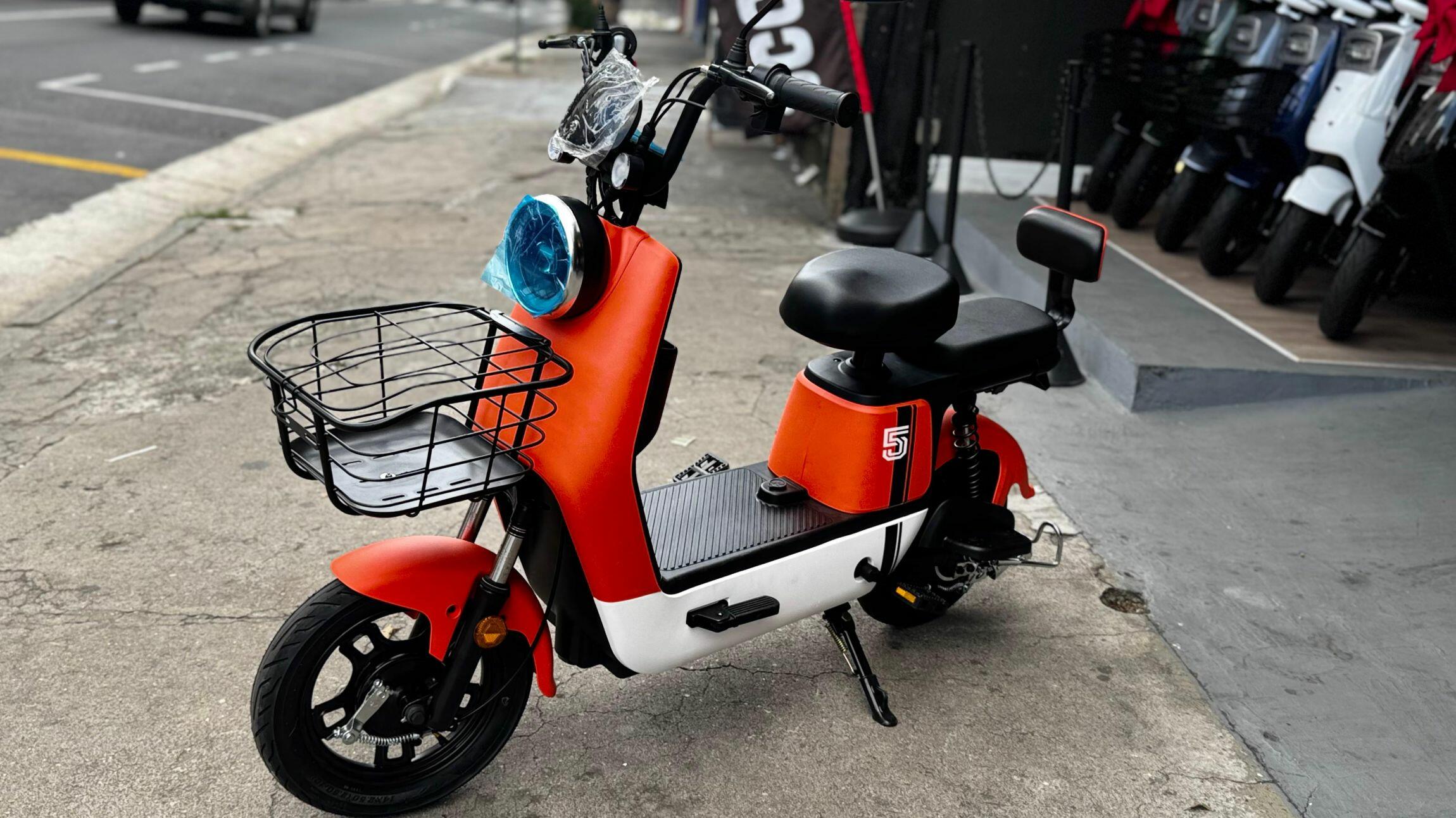 Scooter Elétrica FLY 500W Autopropelido Sem CNH