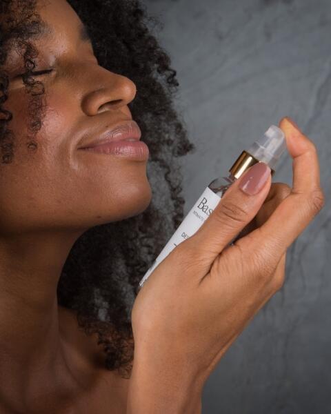 Comprar Desodorante Intimo 60ml Basic4u - R$47,90 - Basic4u